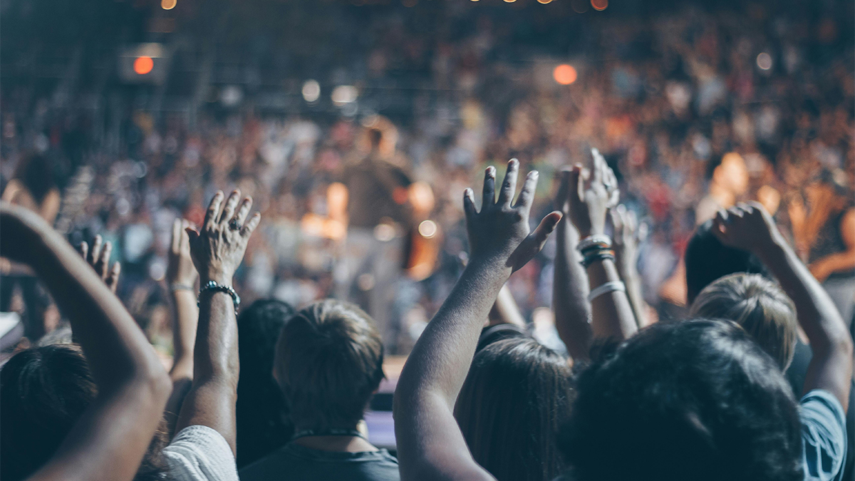 Fandom, nostalgia and parkas: Oasis’ reunion is a masterclass in teaser ...